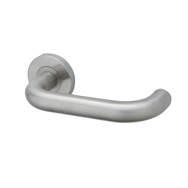 LR500C Lever handle on round rose – Denleigh